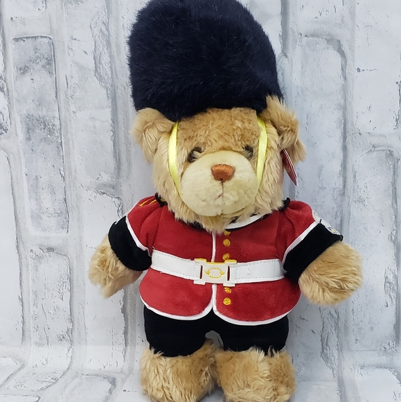 Hamleys | Toys | Hamleys London British Beefeater Plush | Poshmark